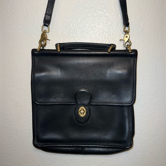 Coach | Bags | Coach Vinrage 9927 Willis Black Leather Messenger ...
